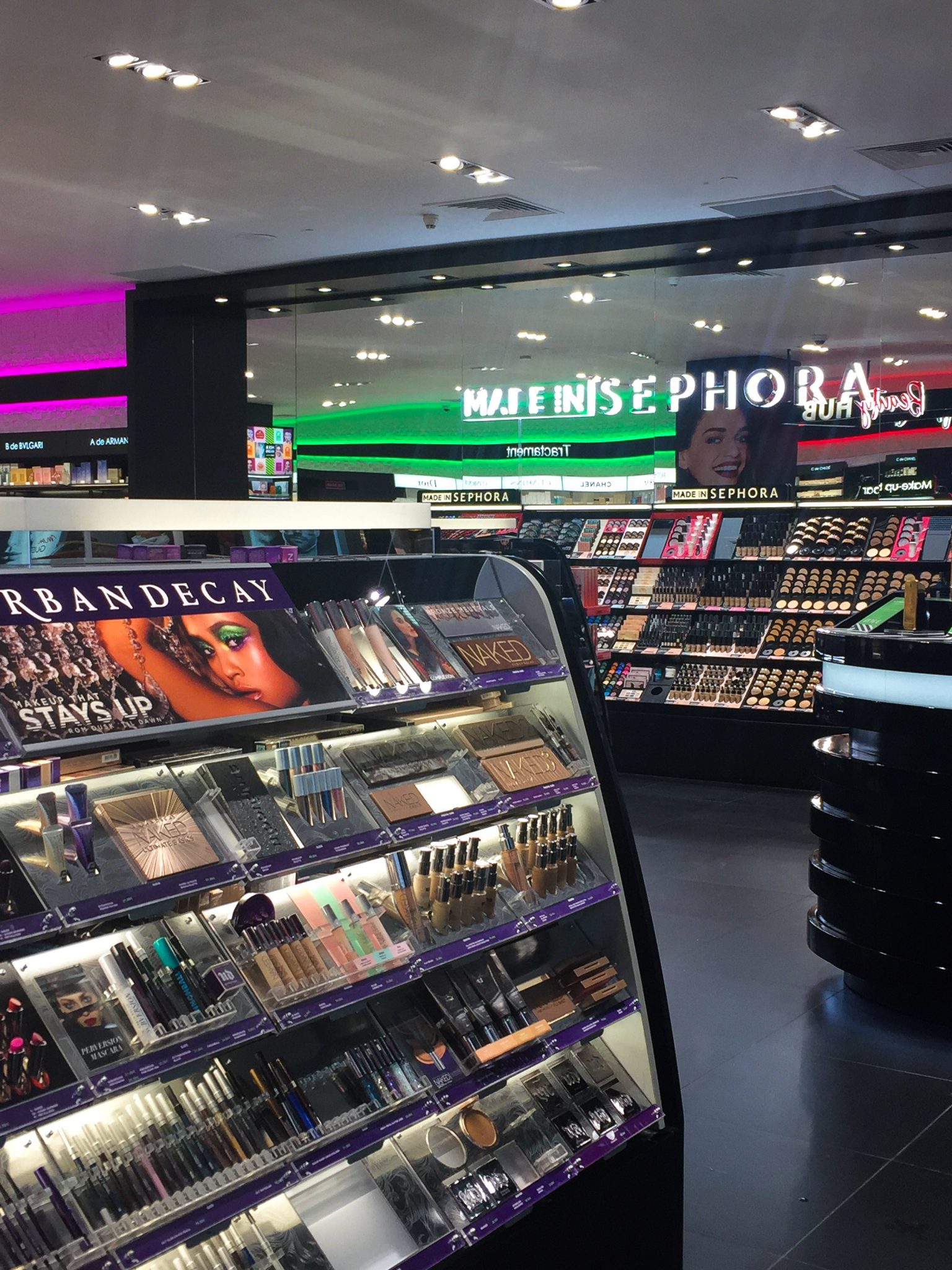 Sephora Cosmetics | Clip Arquitectes